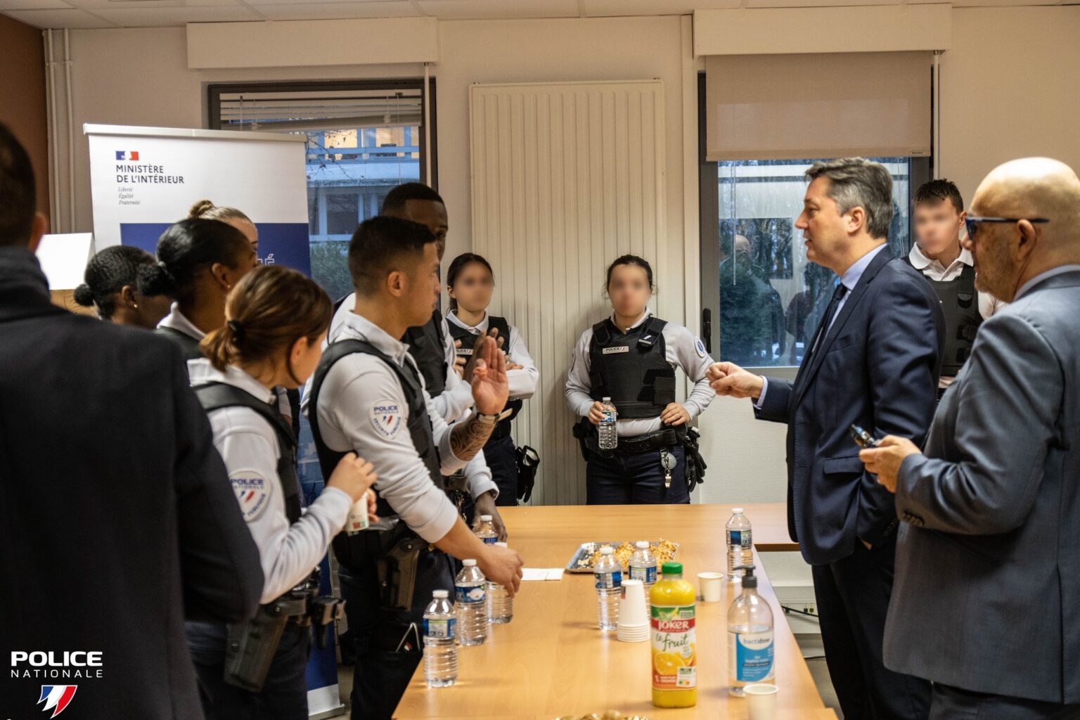 La Police Nationale de l'Essonne accueille ses nouvelles recrues - ACEF ...